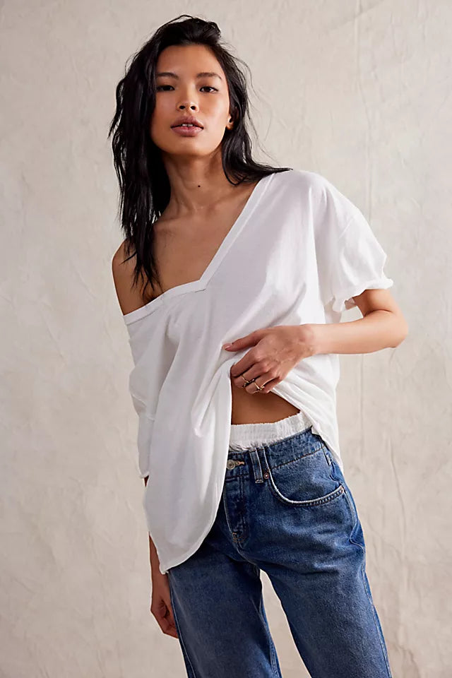 Nina Tee V – Bandit and the Babe